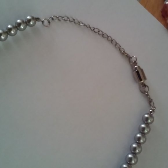 Source Unknown | Jewelry | Silver Bead Necklace Strong Magnetic Latch ...